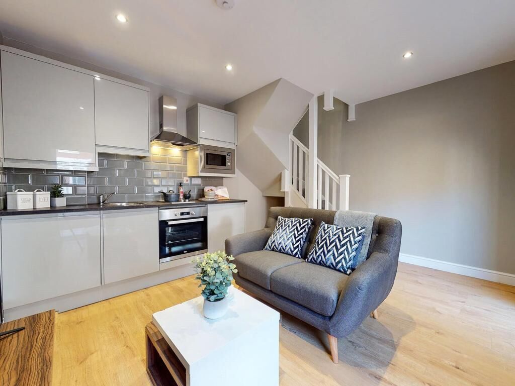 你敢信？我200多租到了利兹小复式！！-Awehome